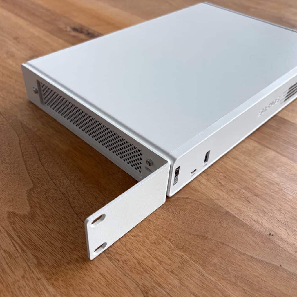 Avanet Rackmount Kit - Sophos XGS 118, 128 and 138 - Avanet